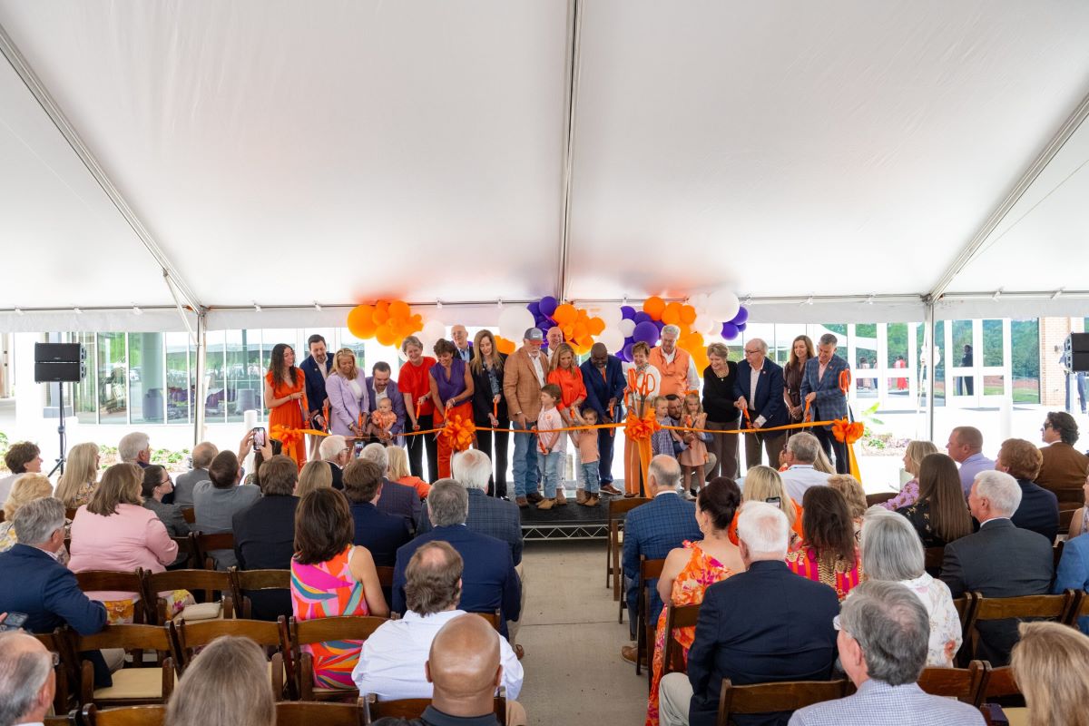 Clemson University Dedicates Nieri Family Alumni and Visitors Center ...